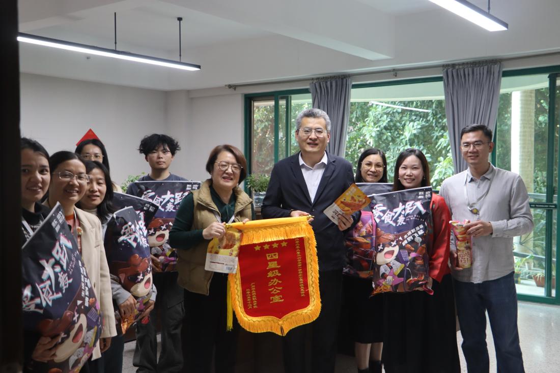 我校开展办公室卫生评比活动--营造整洁高效办公环境